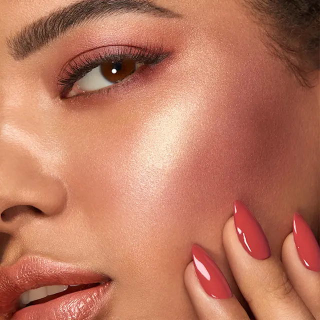 The Complete Face Highlighter Guide | KIKO